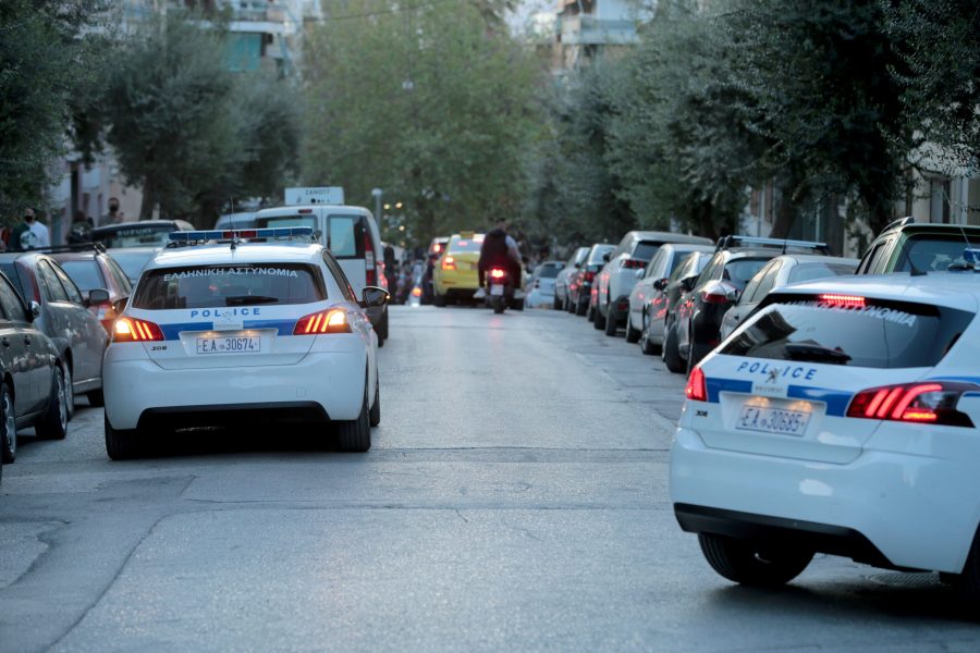 Εικόνες φρίκης: Μέρος ενός τεμαχισμένου άντρα βρέθηκε μέσα σε κάδο ...